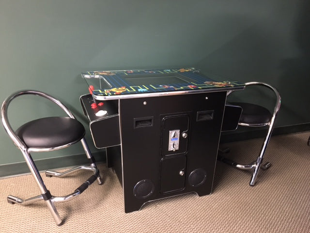 SMALL ARCADE/BAR STOOL – Playmore Games